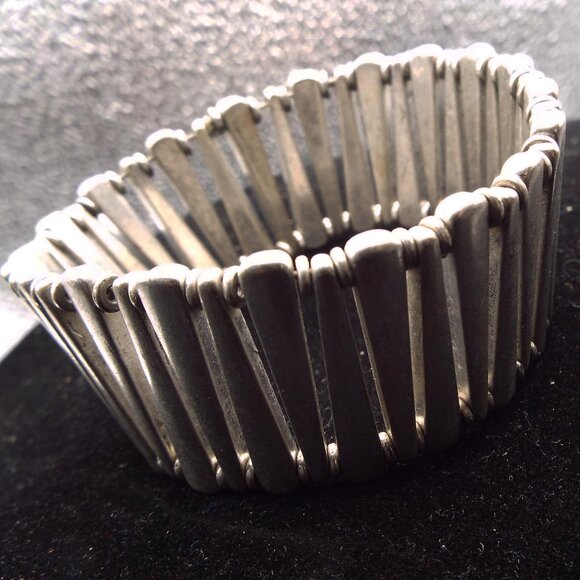 REALLY COOL STUFF | Jewelry | Vintage Super Cool 8s Silver Slivers ...